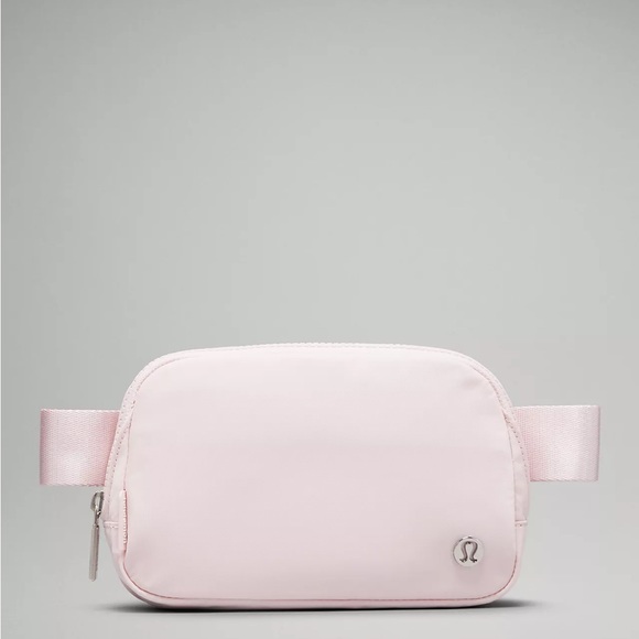 lululemon athletica | Bags | Lululemon Everywhere Belt Bag L Flush Pink ...